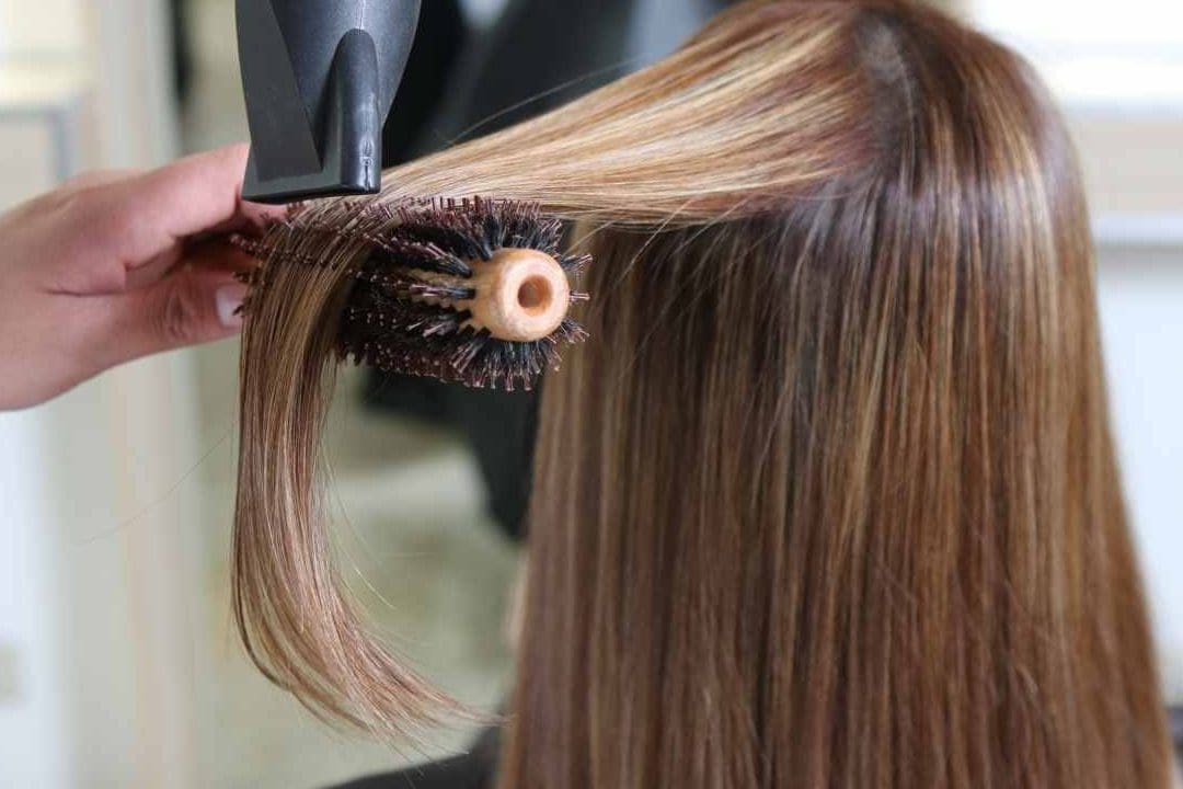 Comment obtenir un brushing lisse parfait : Les secrets révélés ...